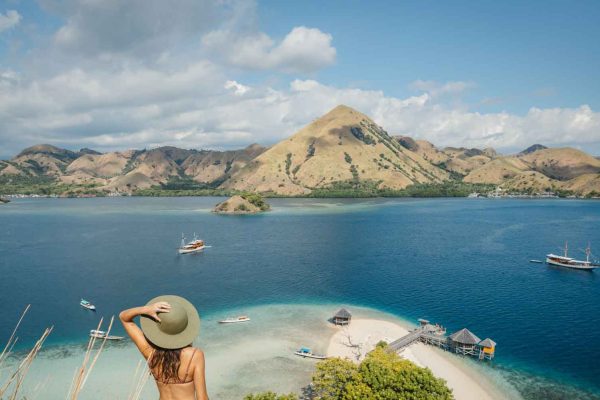 Paket Tour Sunset Labuan Bajo - Sailing Komodo